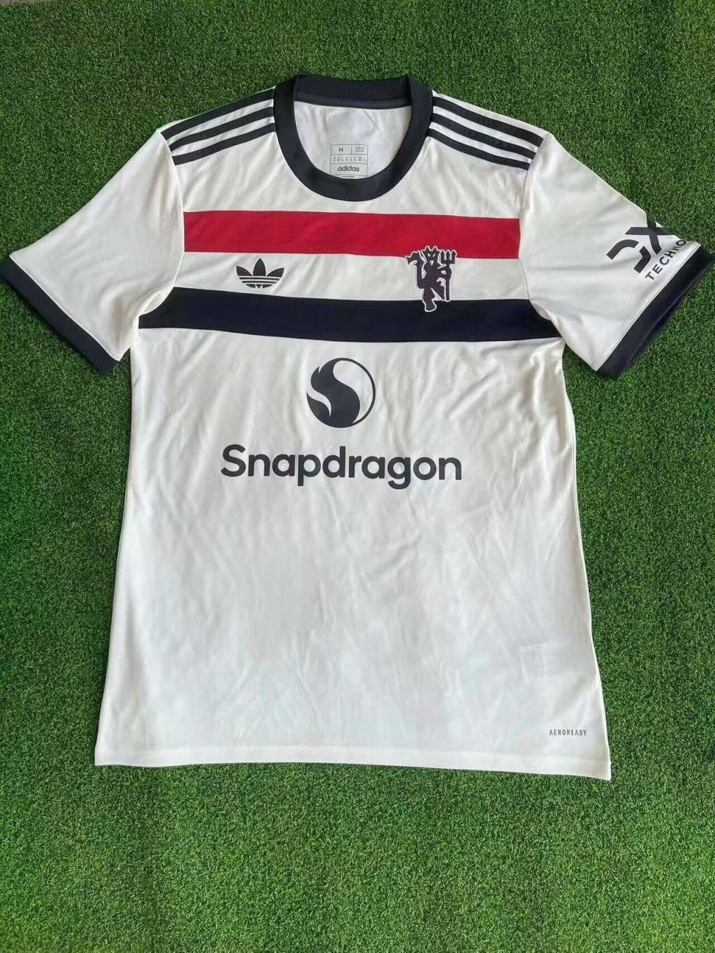 Manchester United White Uniform 24/25 Manchester United Home Jersey